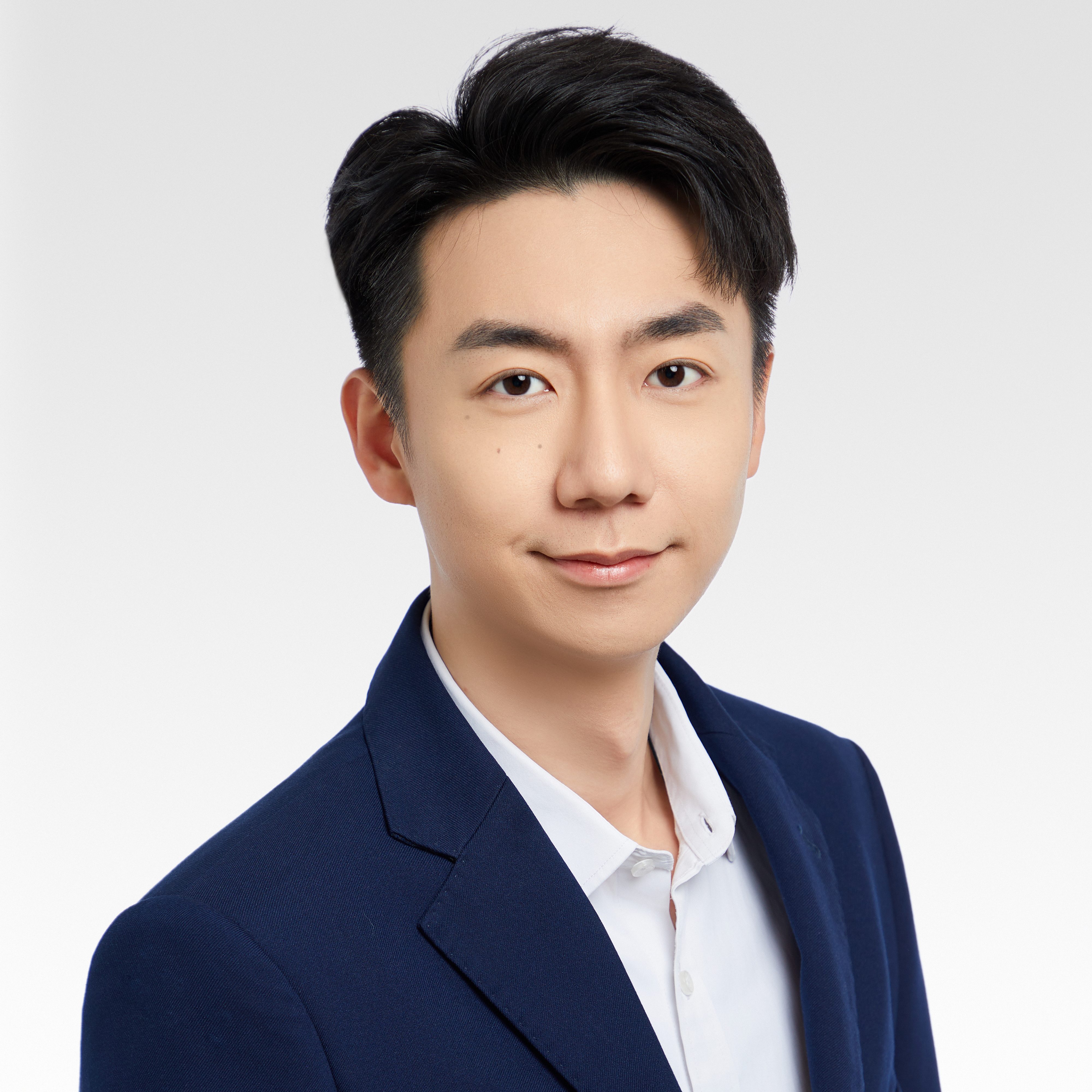 I am a PhD Candidate in Economics at LSE